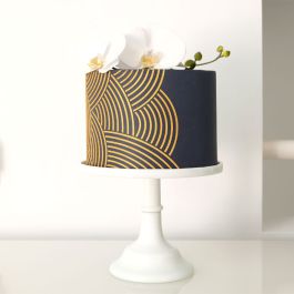 Arc Stripes Stencil Standard Height - Evil Cake Genius