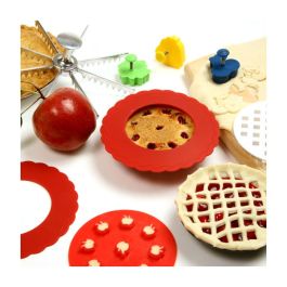Mini Silicone Pie Crust Shields - Evil Cake Genius
