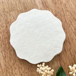 Tiny Basket Embossed Parchment Sheets - Evil Cake Genius